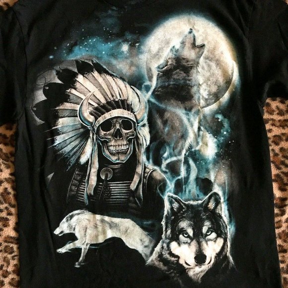 Gildan | Shirts | Vtg Howling Wolf Moon Indian Warrior Skull Shirt ...